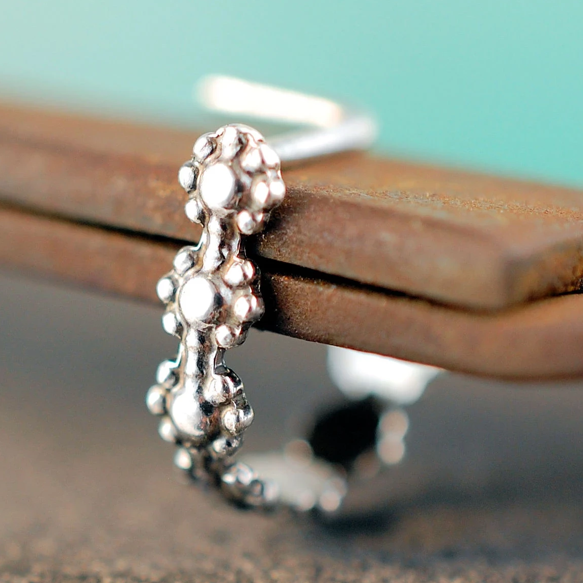 Silver Nose Ring - Patterned Cuff – Rock Your Nose Jewelry Inc.